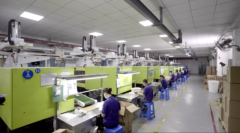 Custom Injection Molding: packson